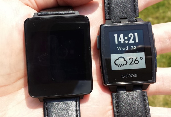 Pebble vs LG G Watch comparison: Old school versus the future