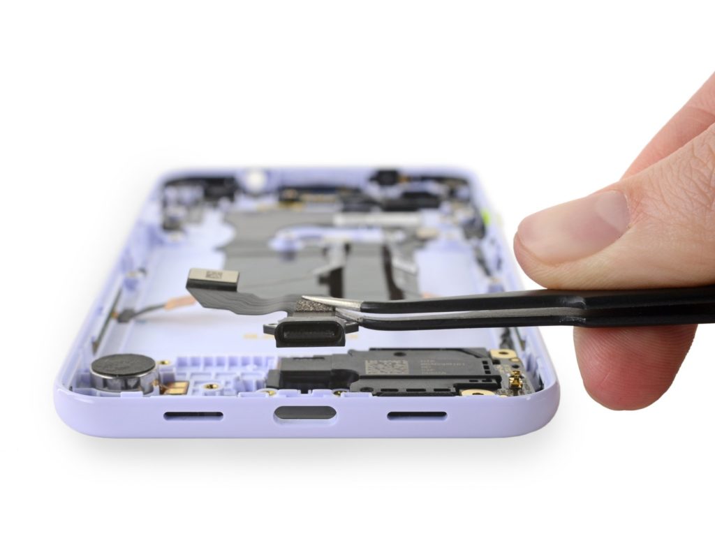 Google Pixel 3a Teardown Reveals Modular Components, Easy Repairability